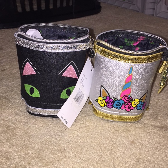 Betsey Johnson | Accessories | Rare Betsey Johnson Black Sliding Pencil ...